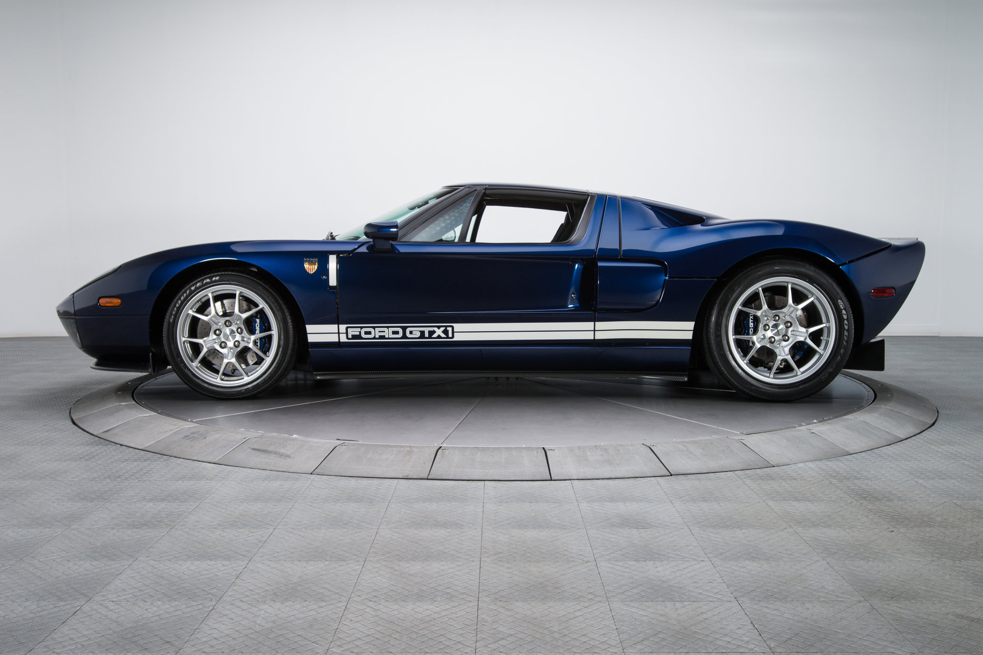 136166 2006 Ford GT | RK Motors Classic and Performance Cars for Sale