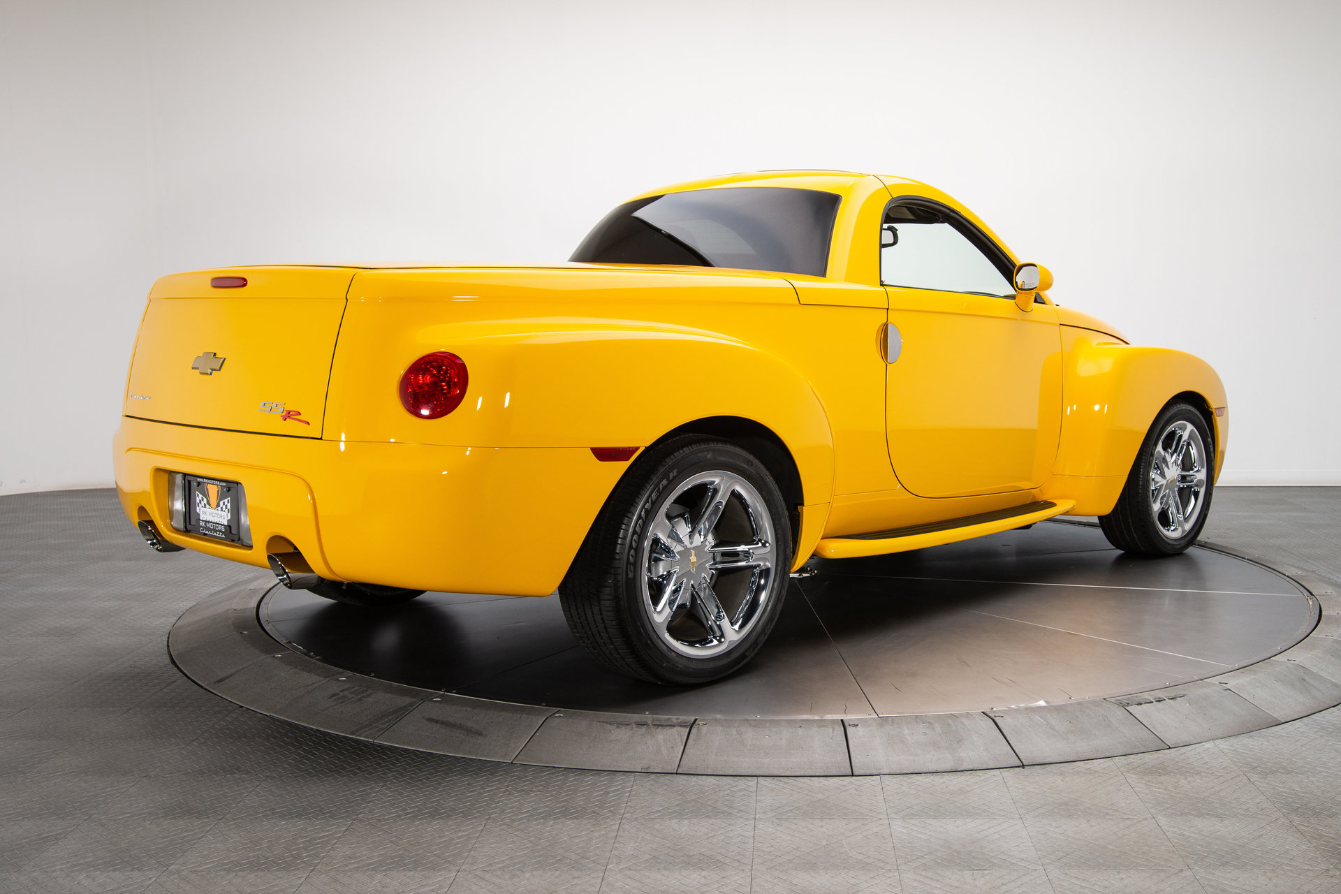 136248 2005 Chevrolet SSR | RK Motors Classic and Performance Cars for Sale