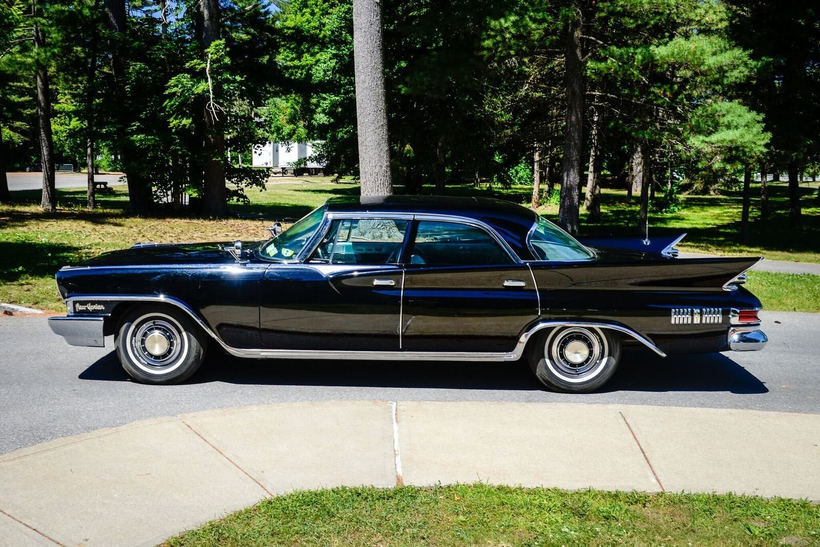 1961 Chrysler New Yorker | Saratoga Auto Auction