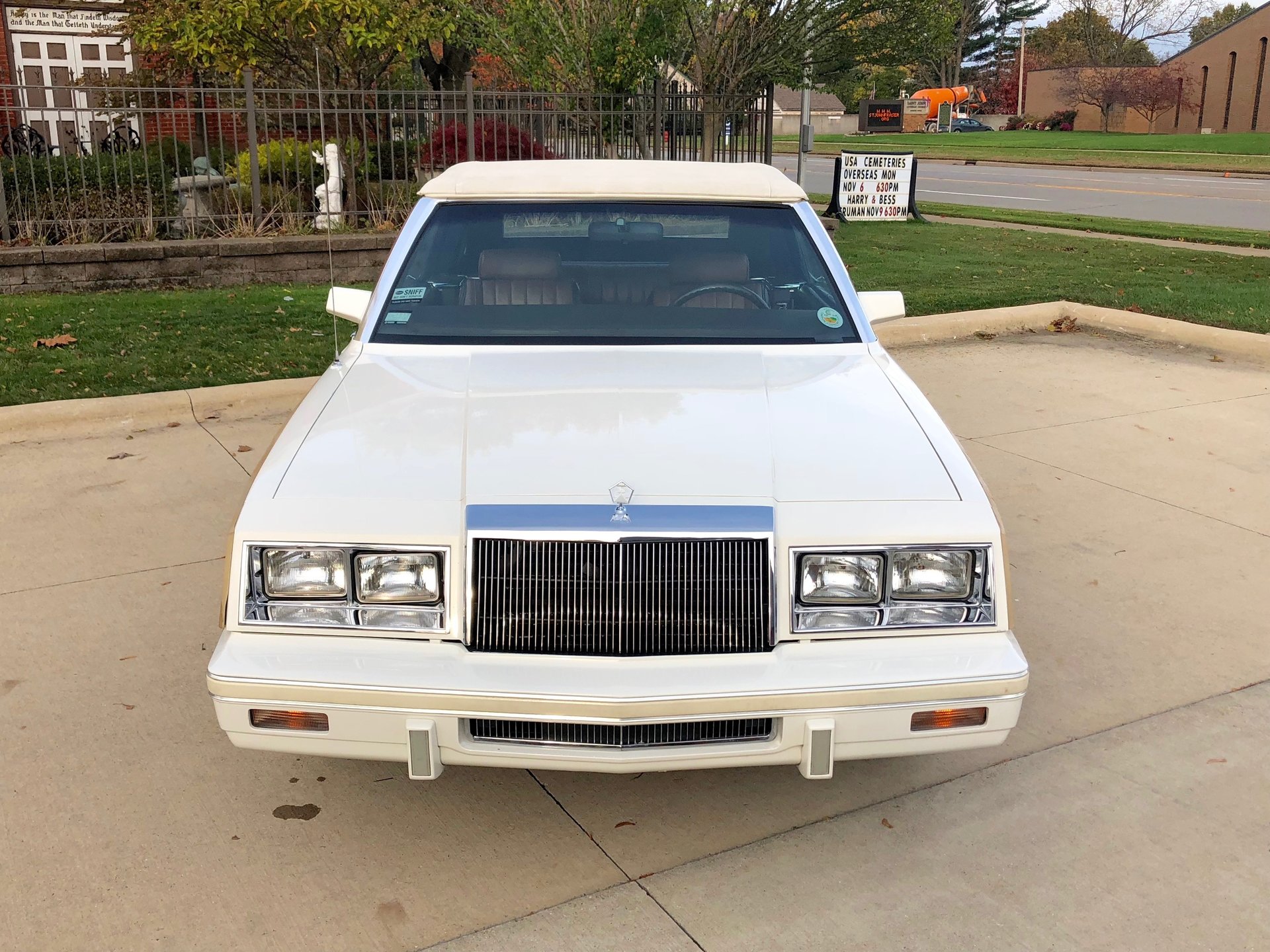 1984 Chrysler Town and Country | Showdown Auto Sales - Drive Your Dream