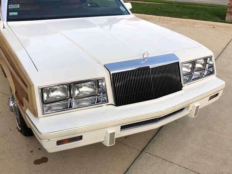 1984 Chrysler Town and Country | Showdown Auto Sales - Drive Your Dream