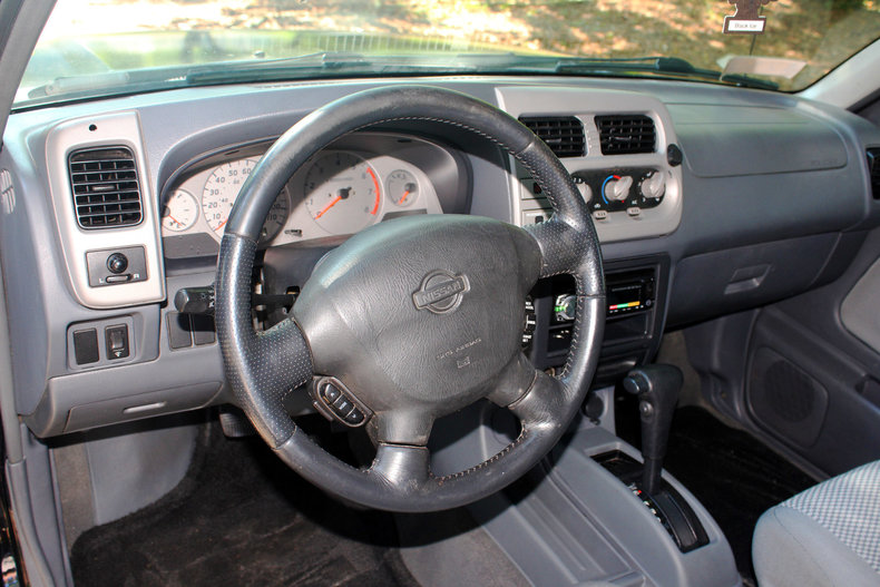 2001 Nissan Frontier 3.3L V6 AC Heat AutomaticSmoky Mountain Auto Sales