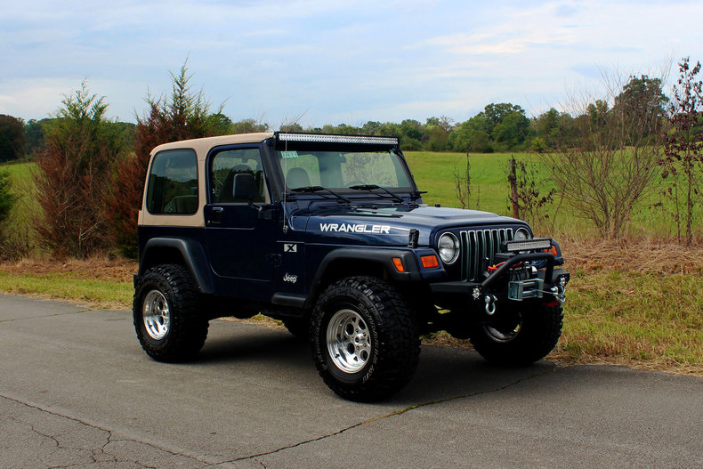 2002 Jeep Wrangler X TJ Hard Top Manual 4.0L 6Smoky Mountain Auto Sales
