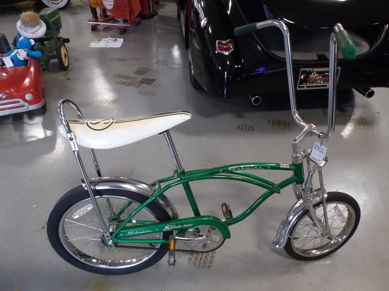 Schwinn 20 inch banana seat Pea Picker | Street Dreams