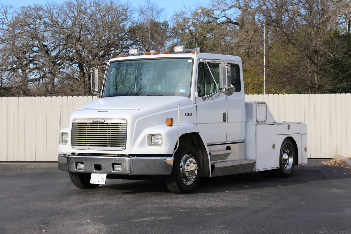 1998 Freightliner FL60 | Street Dreams
