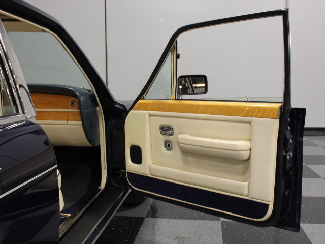 1987 Rolls-Royce Silver Spur | Streetside Classics - The Nation's ...