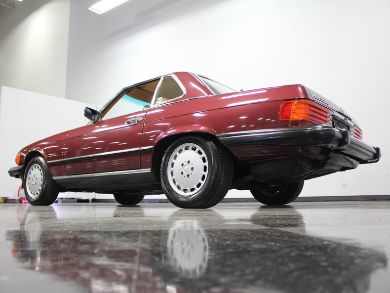 1989 Mercedes-Benz 560SL | Streetside Classics - The Nation's Trusted ...