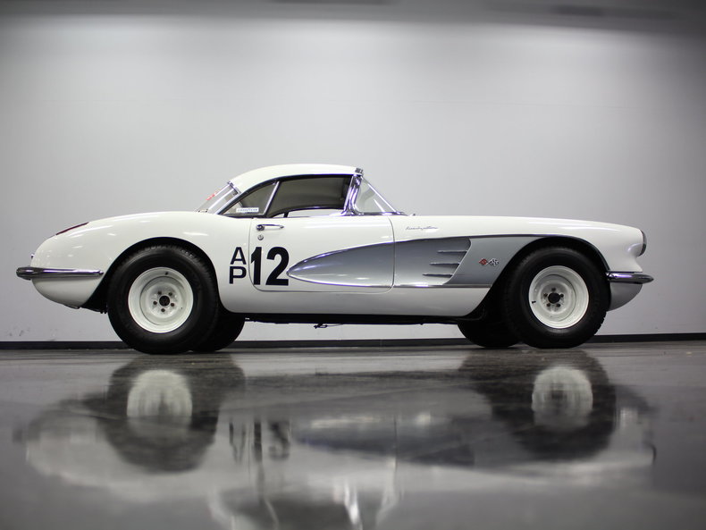 1960 Chevrolet Corvette | Streetside Classics - The Nation's Trusted ...