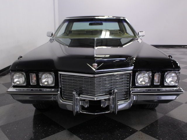 1972 Cadillac Sedan DeVille | Streetside Classics - Classic & Exotic ...