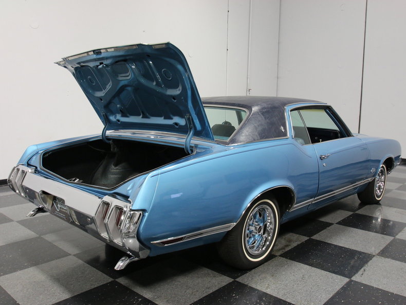 1970 Oldsmobile Cutlass | Streetside Classics - The Nation's Trusted ...