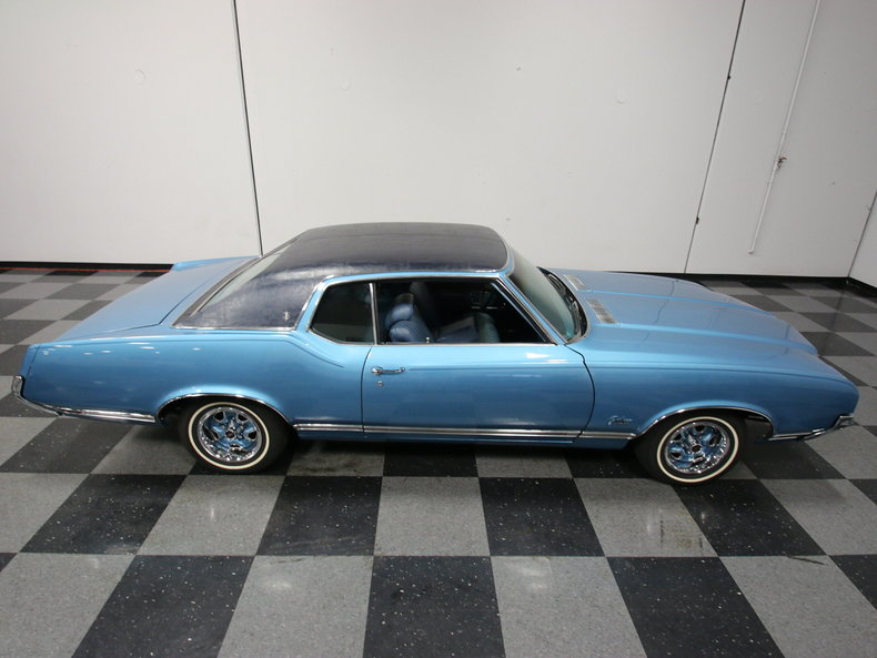 1970 Oldsmobile Cutlass | Streetside Classics - The Nation's Trusted ...