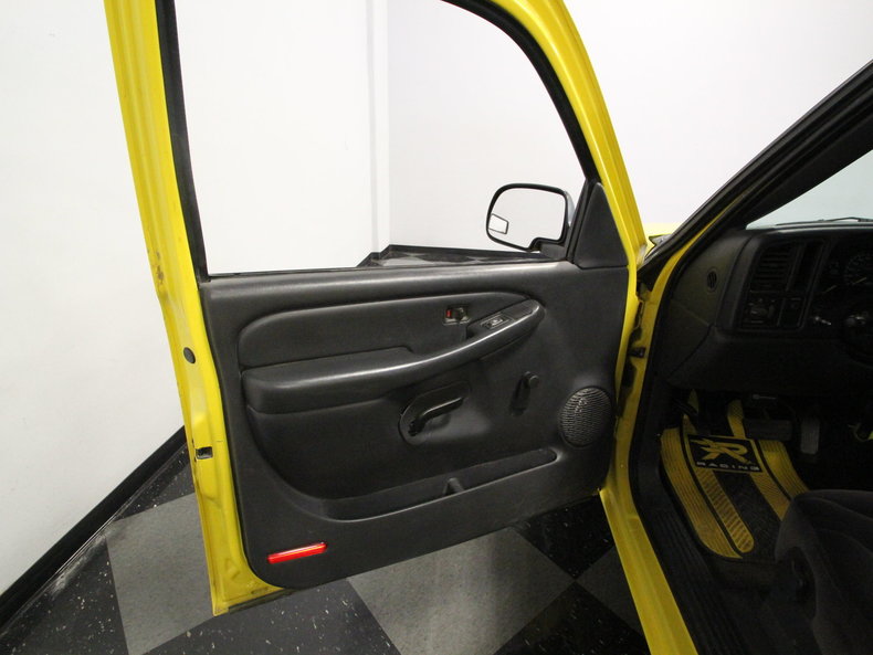 2002 GMC 1500 | Streetside Classics - The Nation's Trusted Classic Car ...