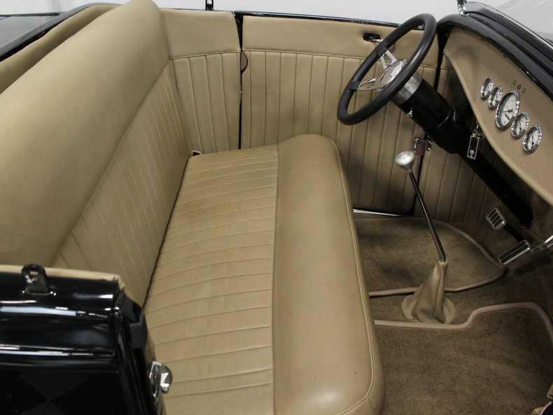 1932 Ford Roadster | Streetside Classics - Classic & Exotic Car ...