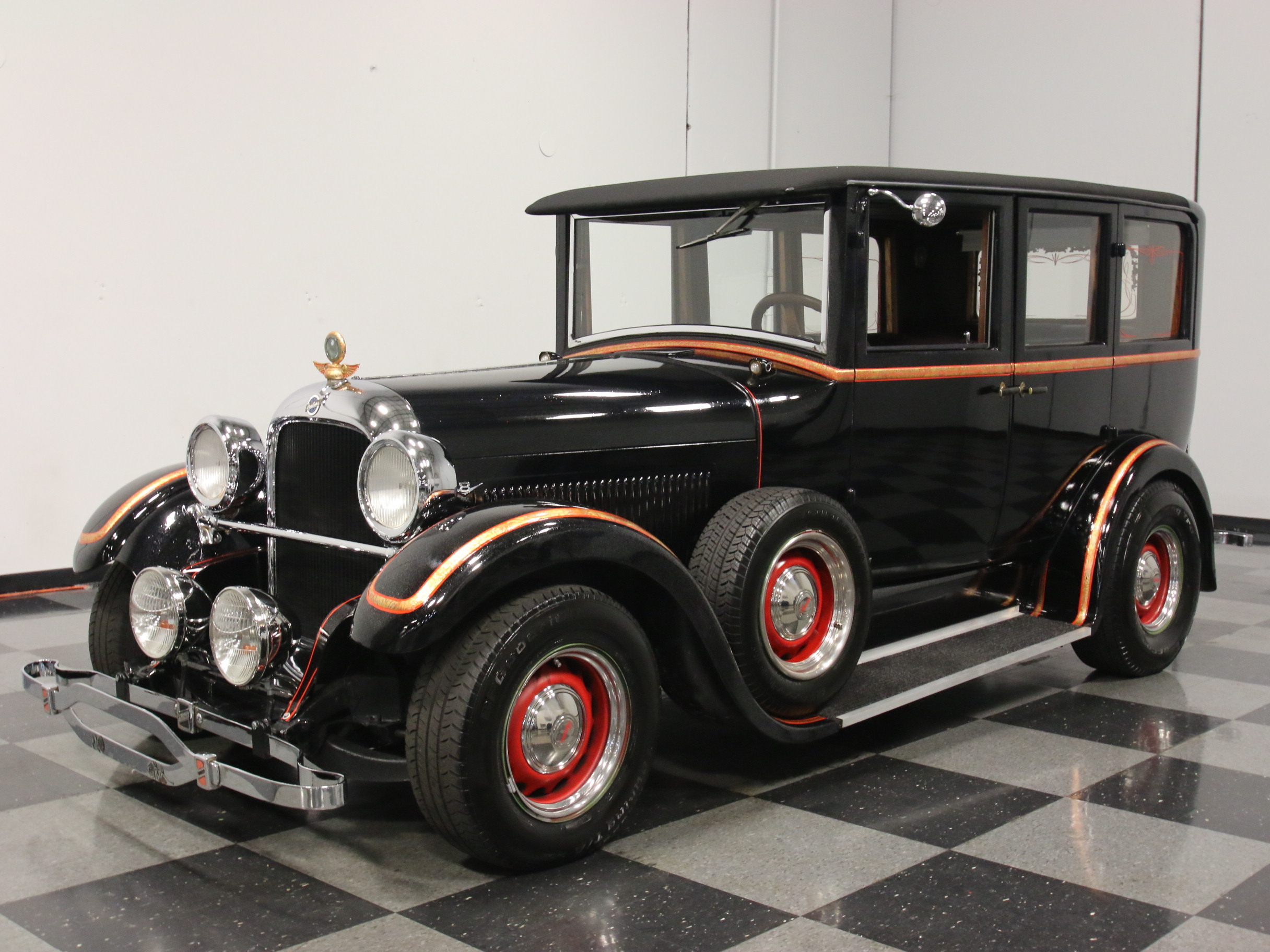 1925 Studebaker Sedan | Streetside Classics - The Nation's Trusted ...