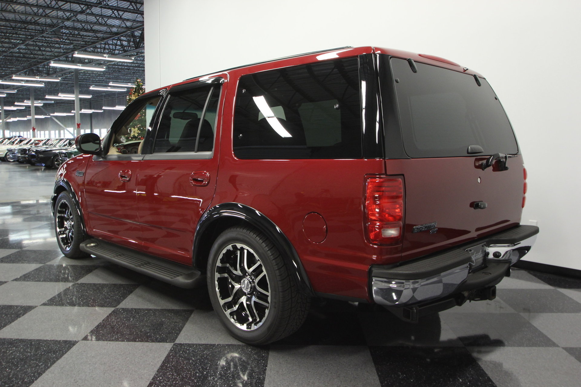 2001 Ford Expedition | Streetside Classics - The Nation's Trusted ...