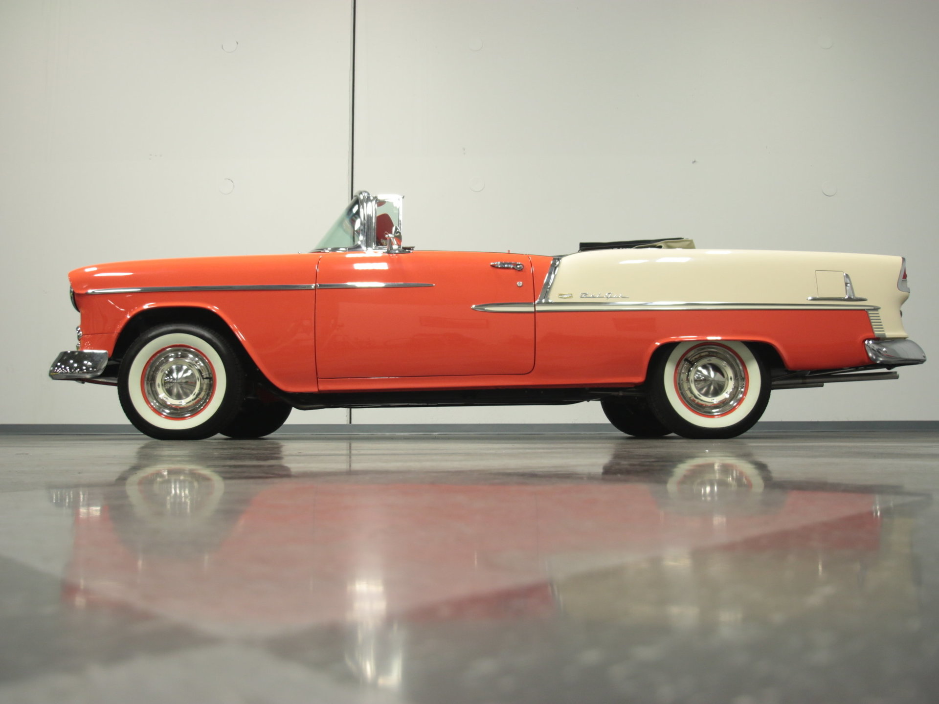 1955 Chevrolet Bel Air | Streetside Classics - The Nation's Trusted ...
