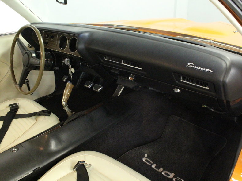 1970 Plymouth Cuda | Streetside Classics - Classic & Exotic Car ...