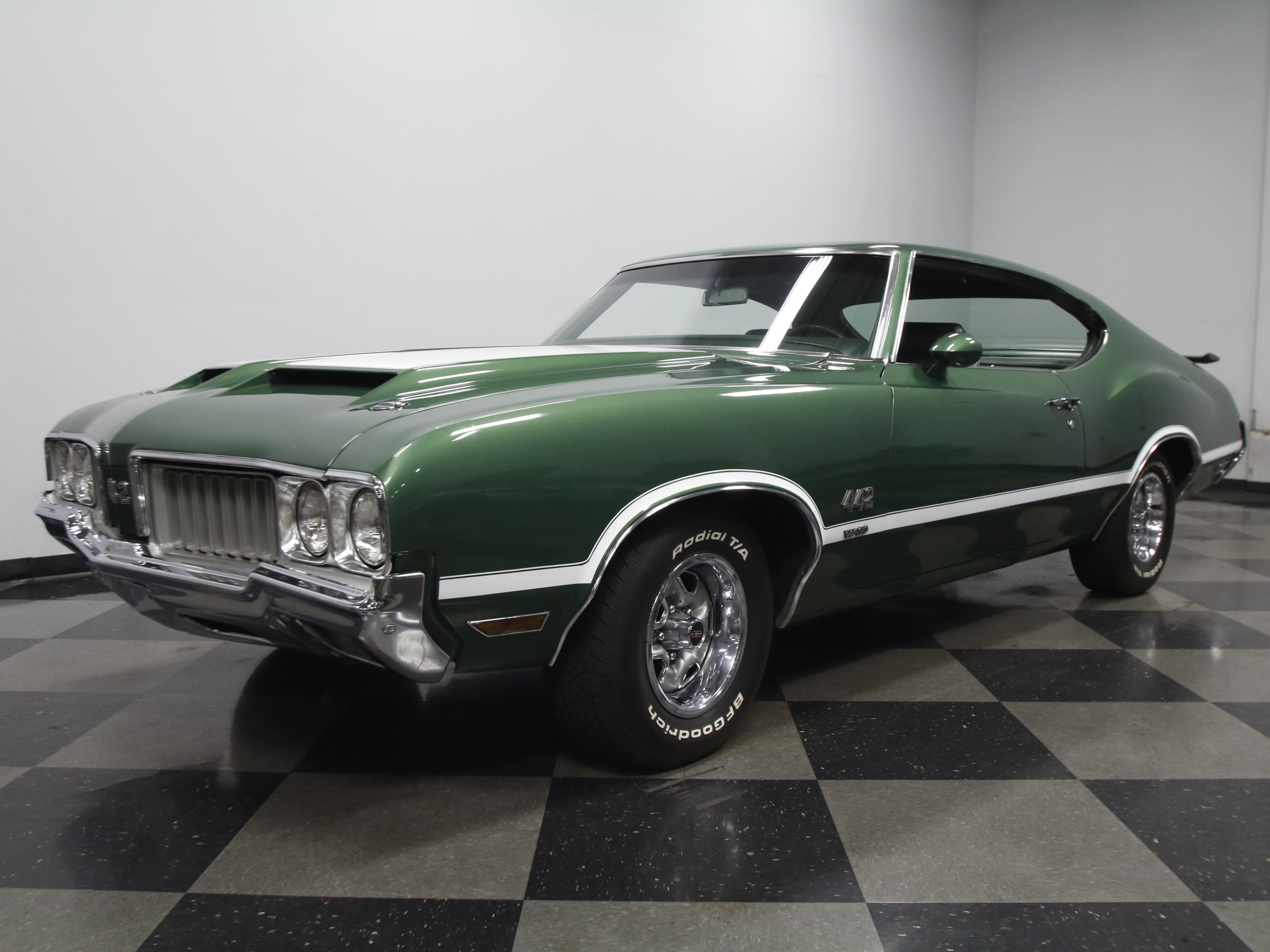 1970 Oldsmobile 442 | Streetside Classics - The Nation's Trusted ...