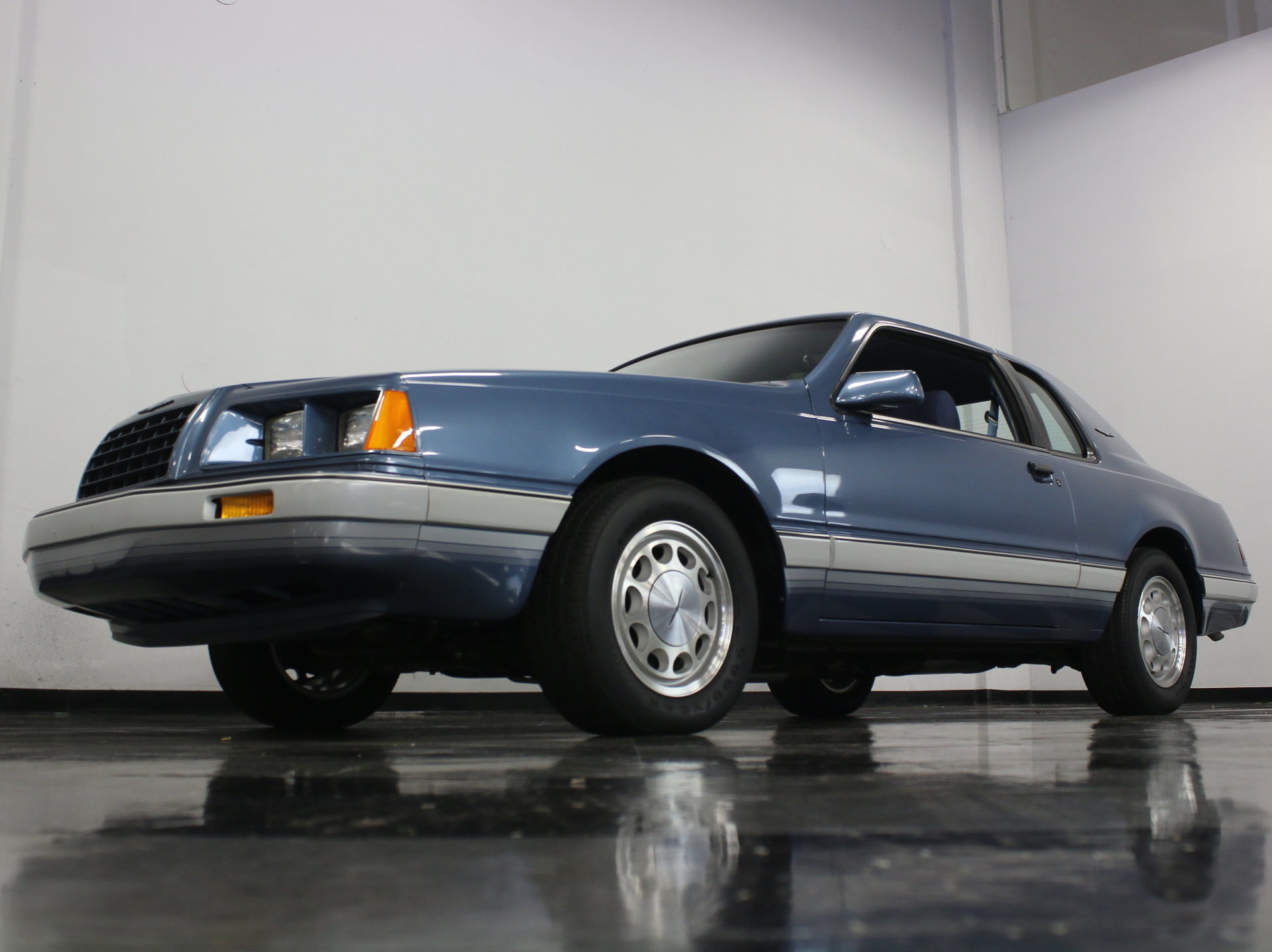 1985 Ford Thunderbird | Streetside Classics - The Nation's Trusted ...