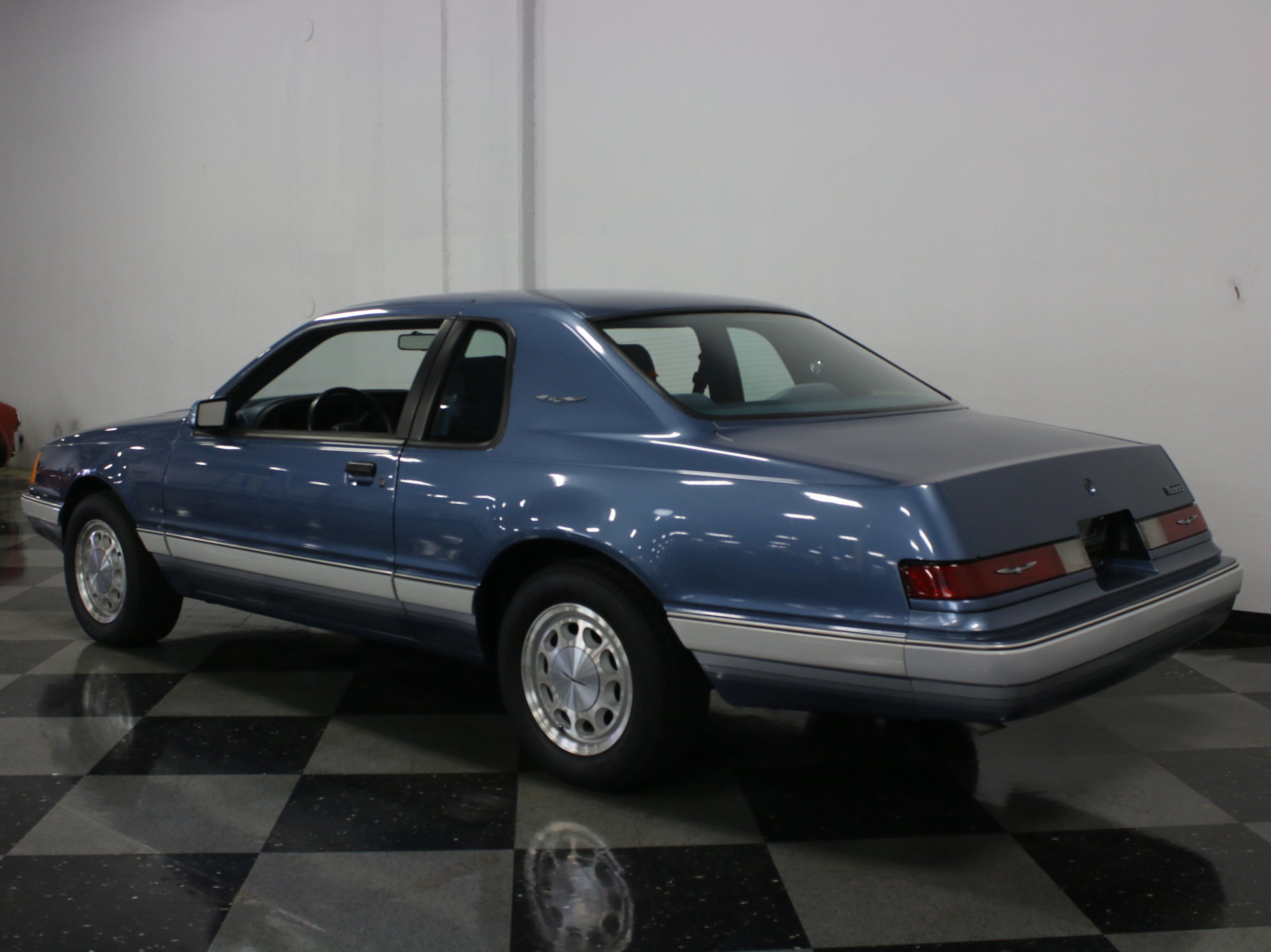 1985 Ford Thunderbird | Streetside Classics - The Nation's Trusted ...