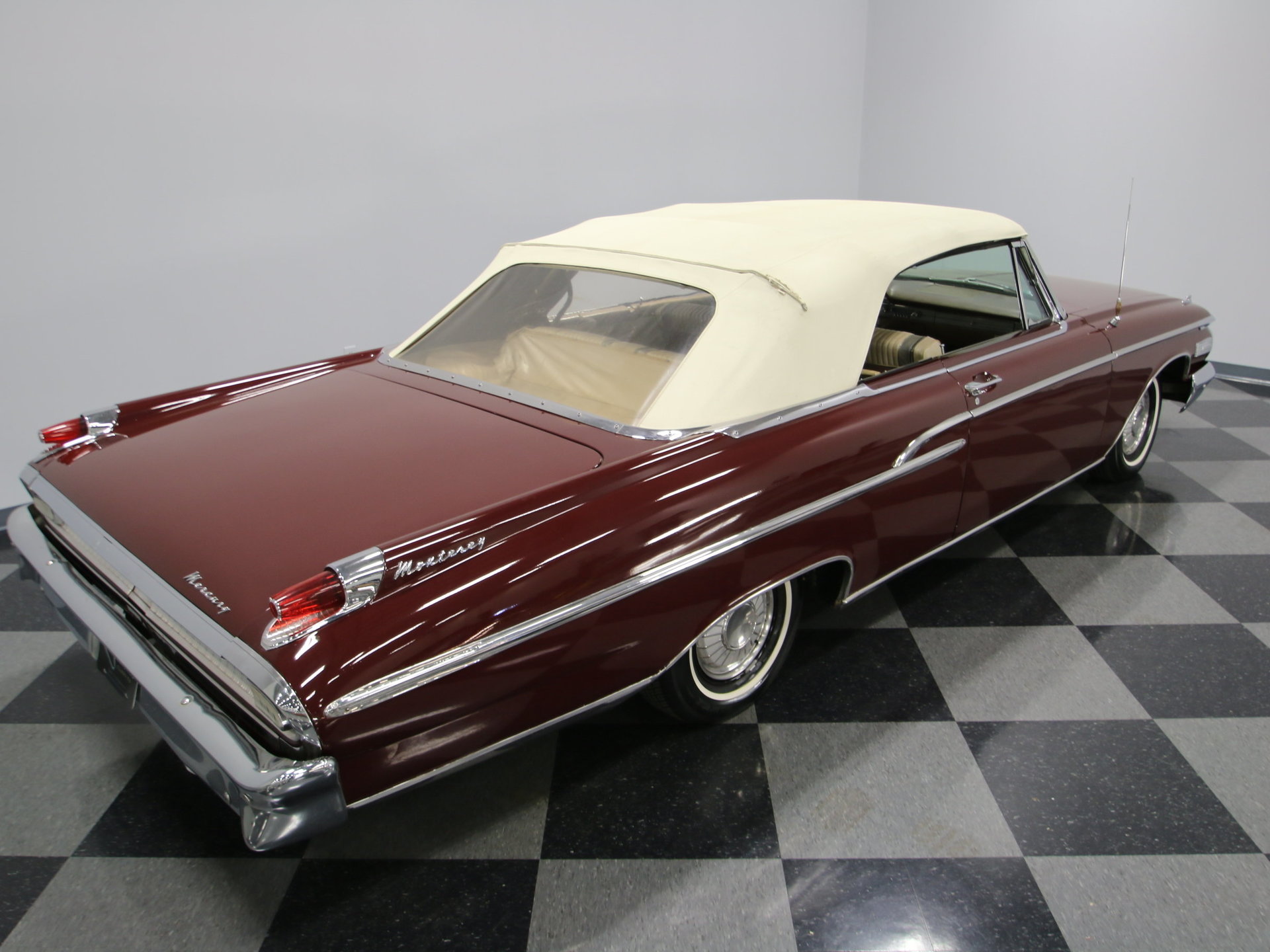 1962 Mercury Monterey | Streetside Classics - The Nation's Trusted ...