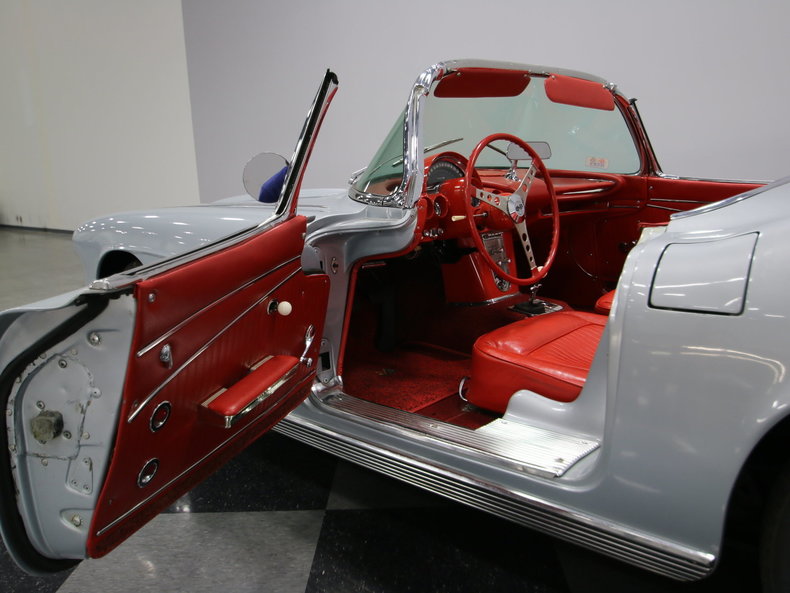 1962 Chevrolet Corvette | Streetside Classics - The Nation's Trusted ...