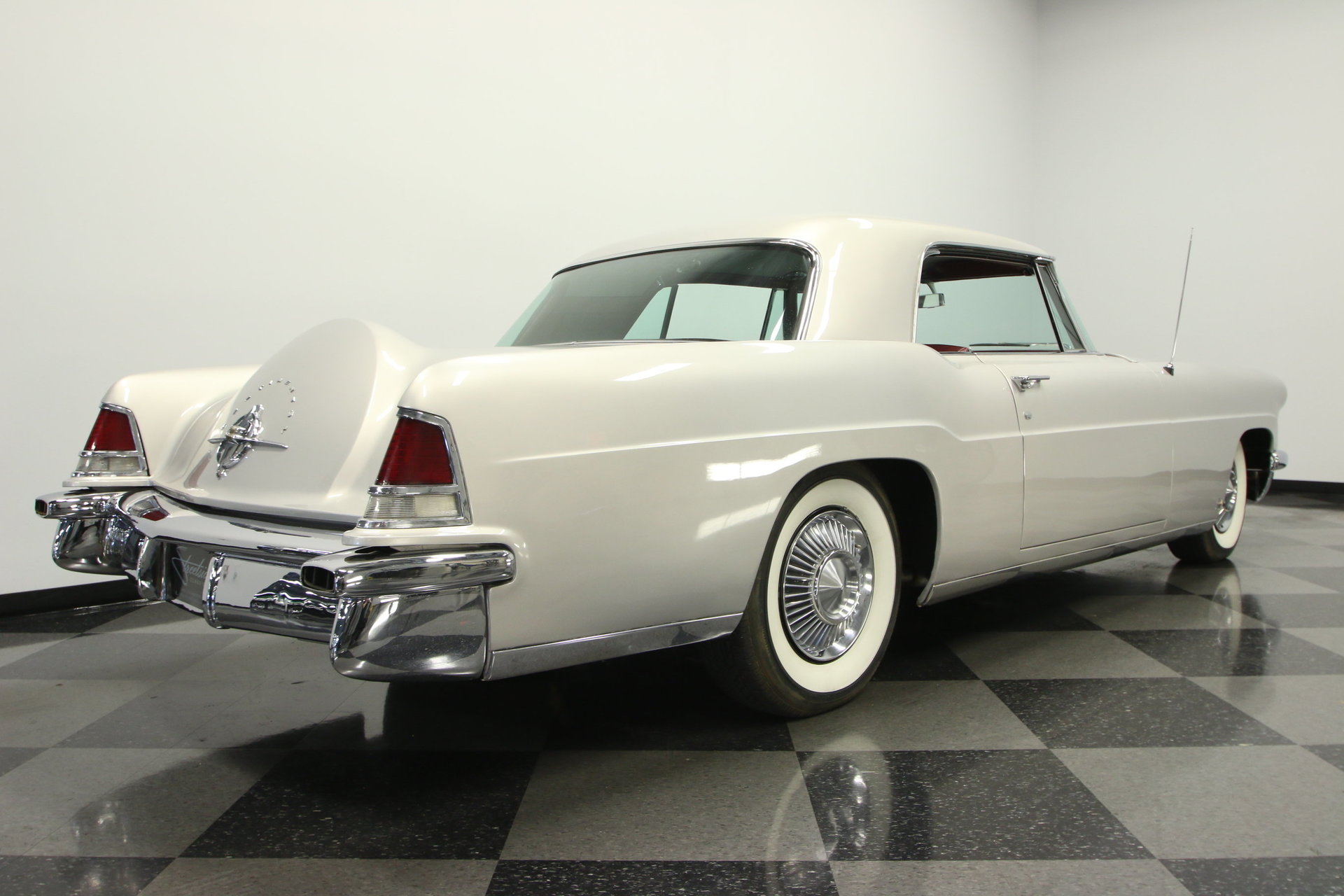 1957 Lincoln Continental | Streetside Classics - The Nation's Trusted ...