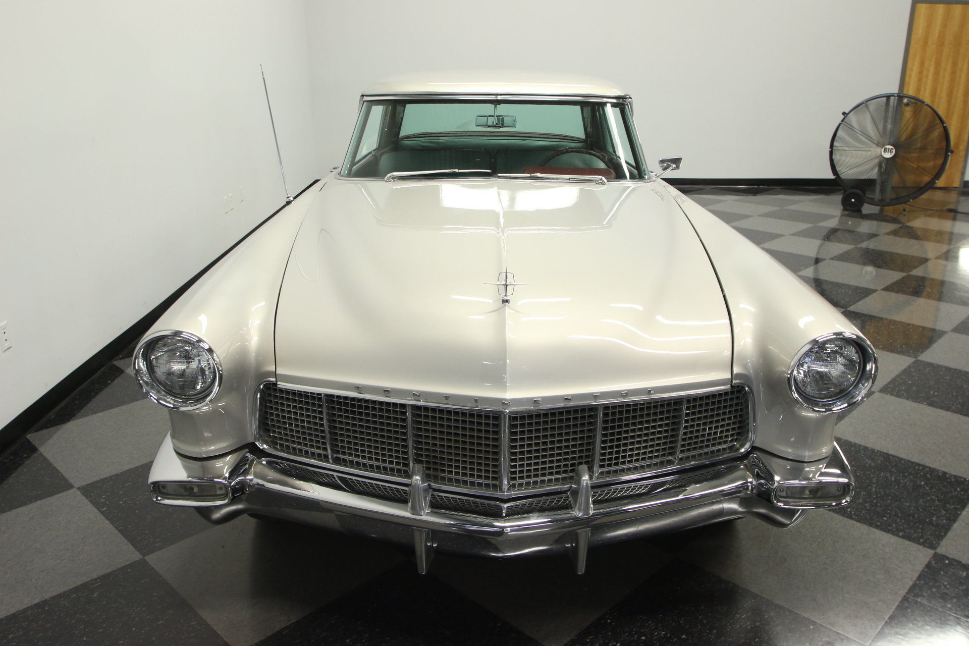 1957 Lincoln Continental | Streetside Classics - The Nation's Trusted ...