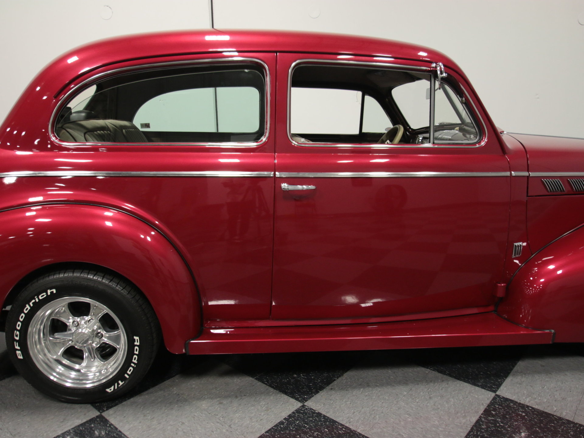 1940 Pontiac Deluxe | Streetside Classics - The Nation's Trusted ...