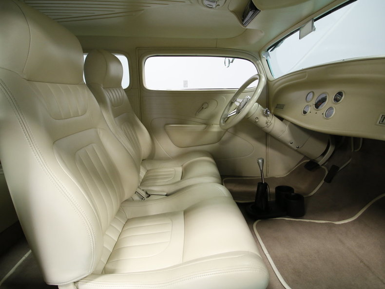 1935 Chevrolet Sedan | Streetside Classics - The Nation's Trusted ...