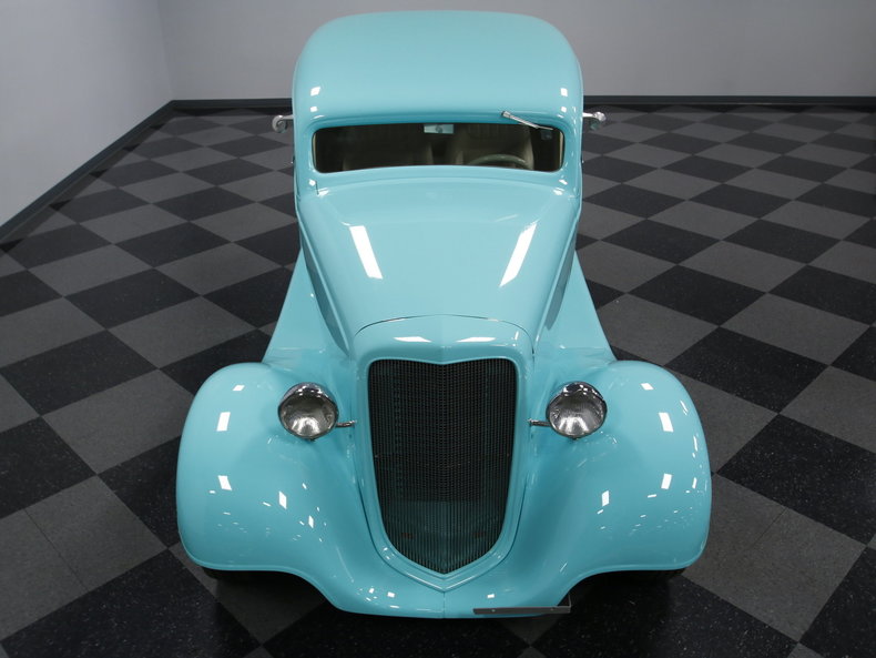 1935 Chevrolet Sedan | Streetside Classics - The Nation's Trusted ...