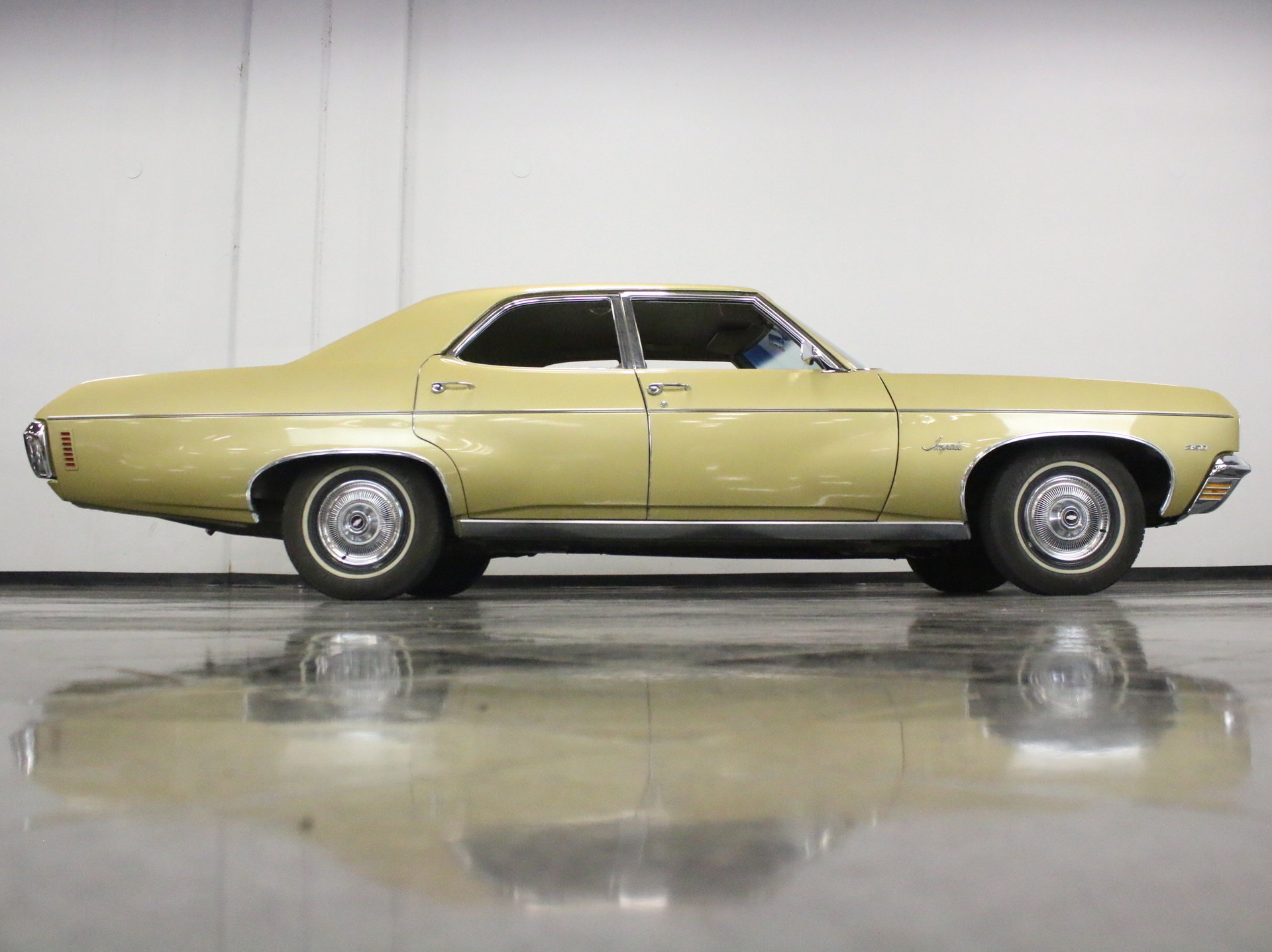 1970 Chevrolet Impala | Streetside Classics - The Nation's Trusted ...