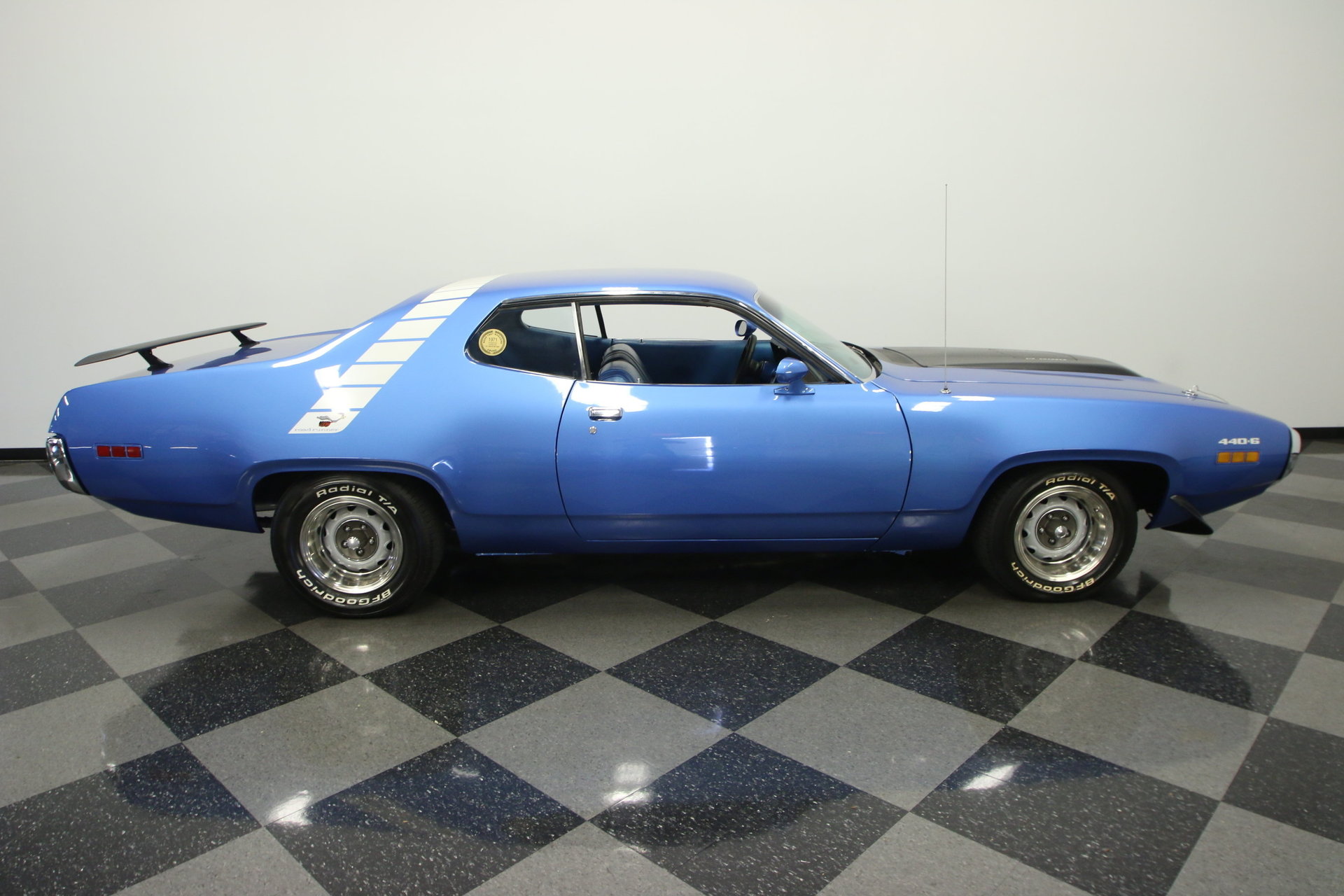 1971 Plymouth Road Runner | Streetside Classics - The Nation's Trusted ...