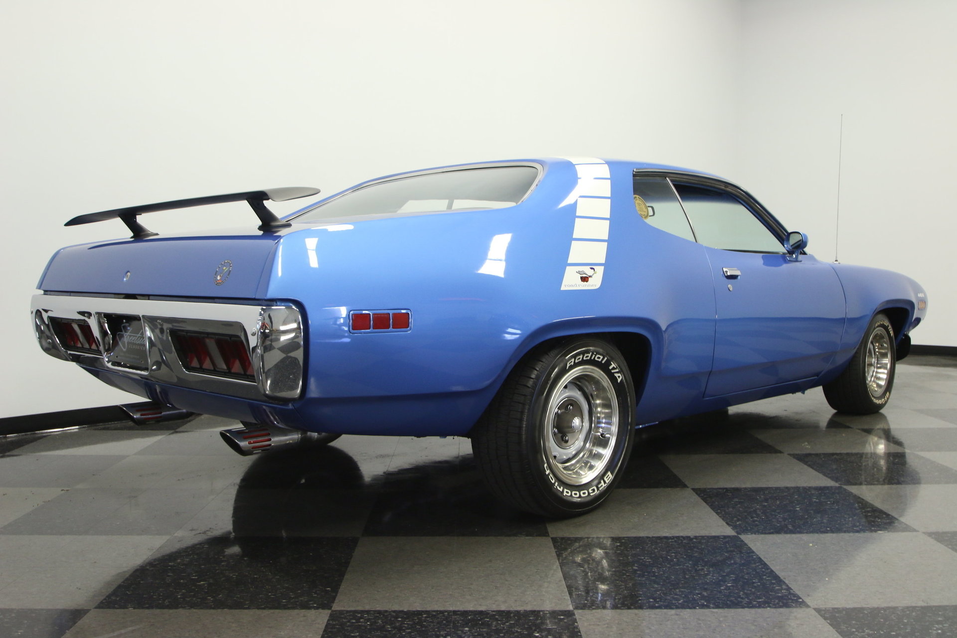 1971 Plymouth Road Runner | Streetside Classics - The Nation's Trusted ...
