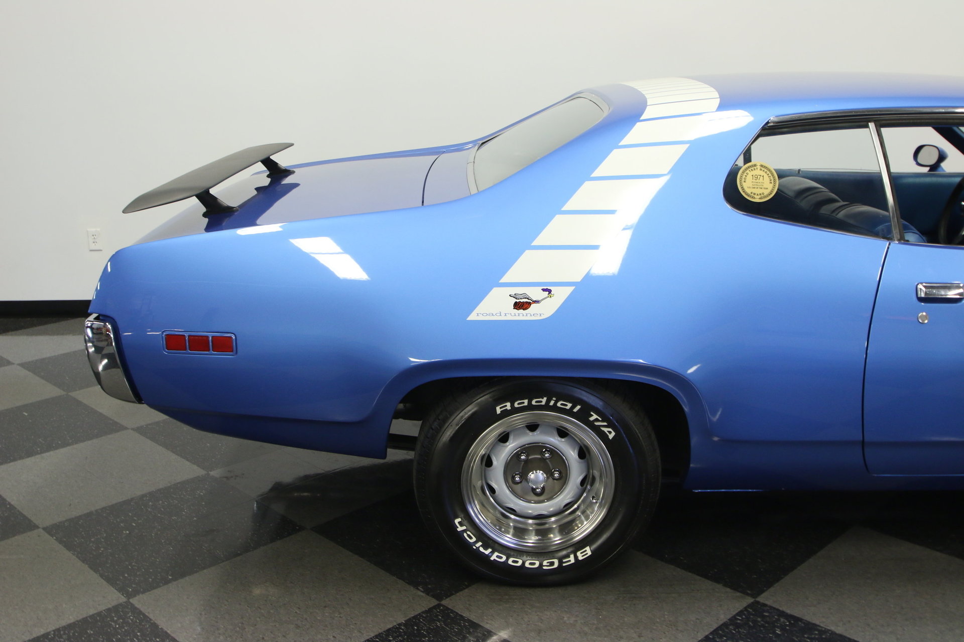 1971 Plymouth Road Runner | Streetside Classics - The Nation's Trusted ...