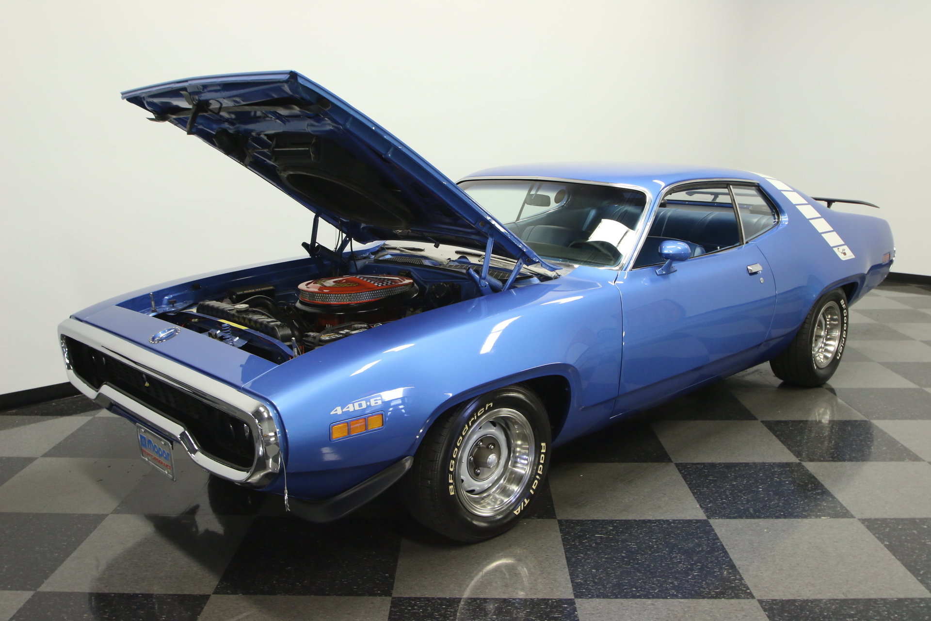 1971 Plymouth Road Runner | Streetside Classics - The Nation's Trusted ...