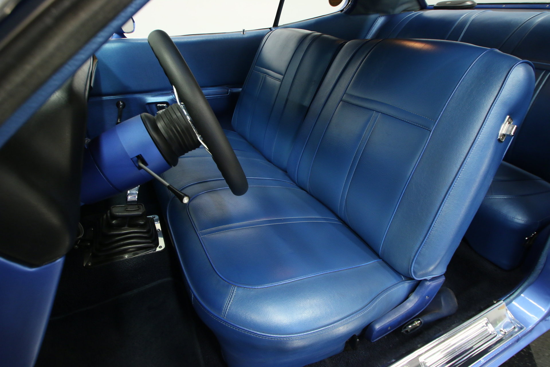 1971 Plymouth Road Runner | Streetside Classics - The Nation's Trusted ...