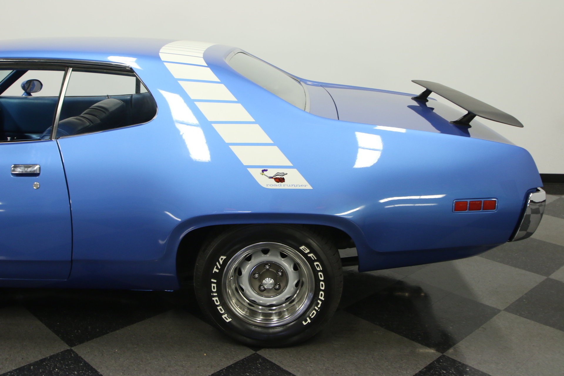 1971 Plymouth Road Runner | Streetside Classics - The Nation's Trusted ...