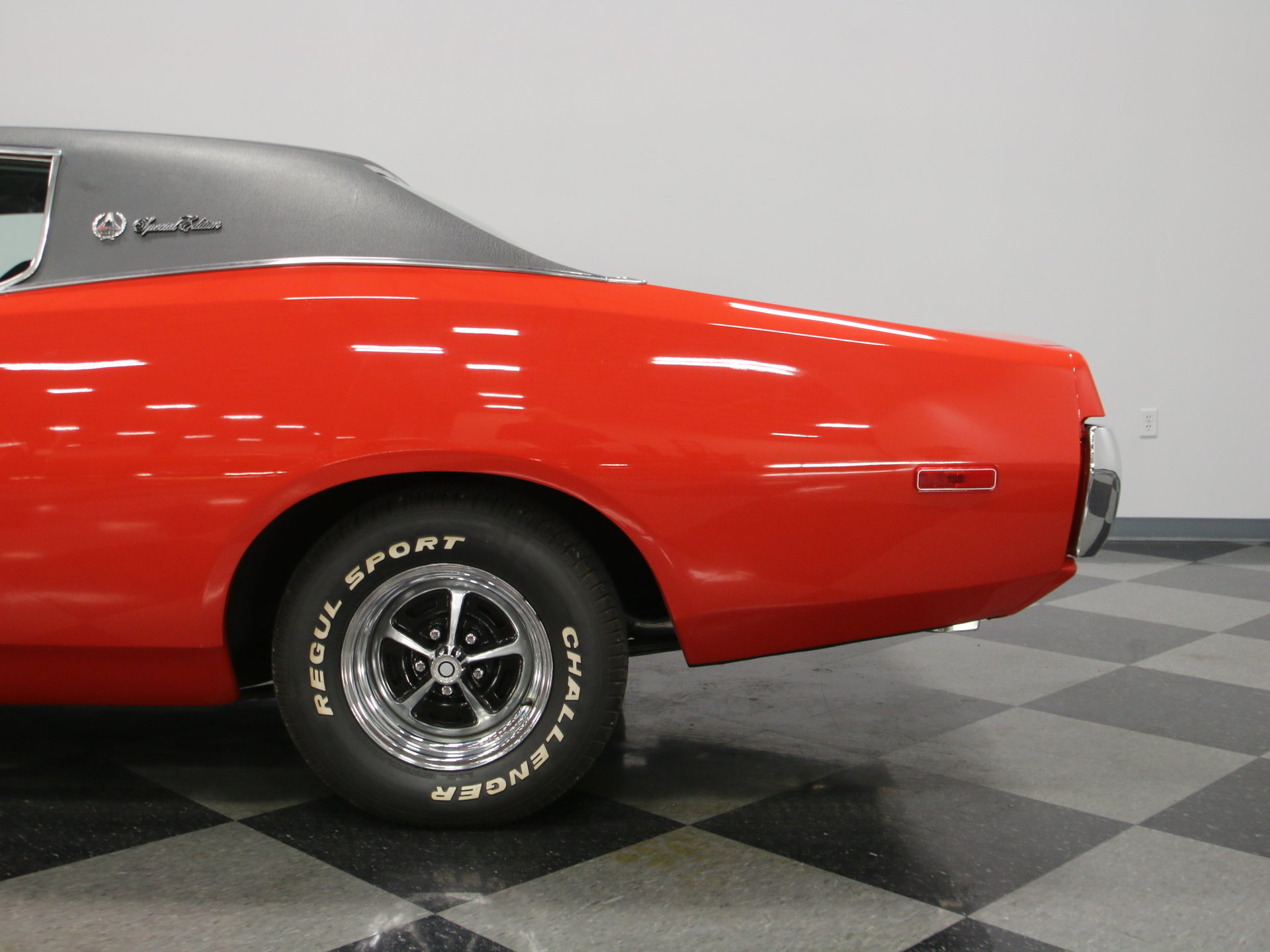 1972 Dodge Charger | Streetside Classics - The Nation's Trusted Classic ...