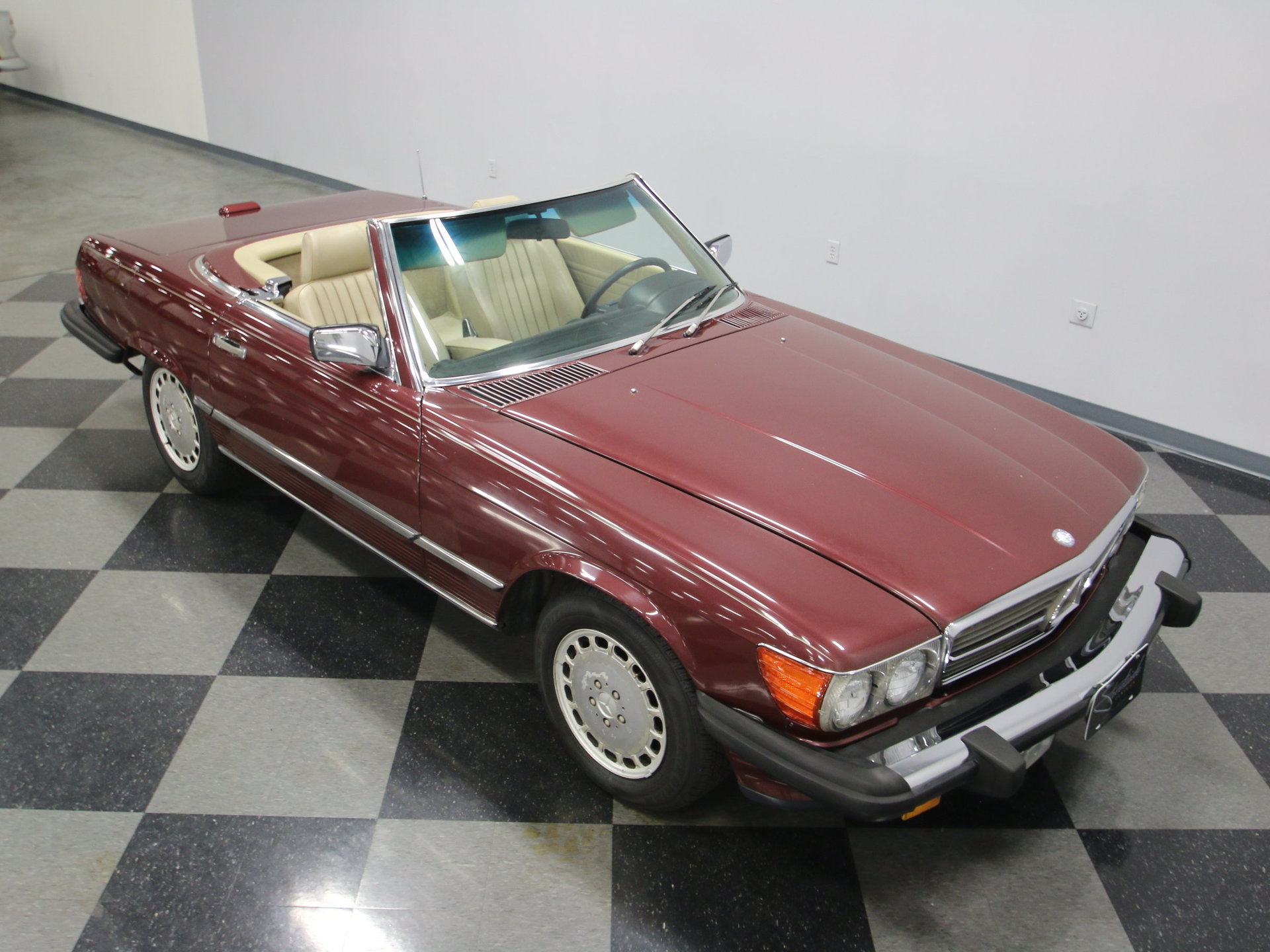 1988 Mercedes-Benz 560SL | Streetside Classics - The Nation's Trusted ...