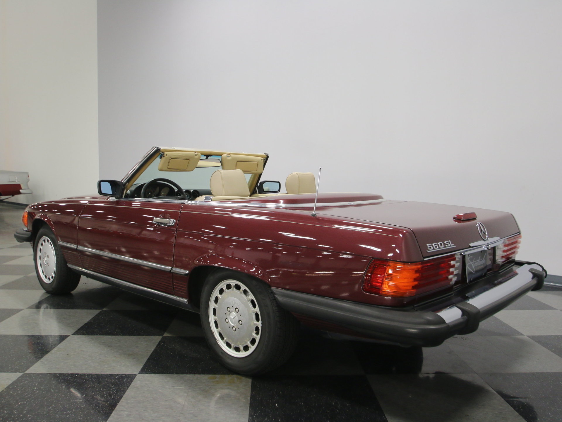 1988 Mercedes-Benz 560SL | Streetside Classics - The Nation's Trusted ...