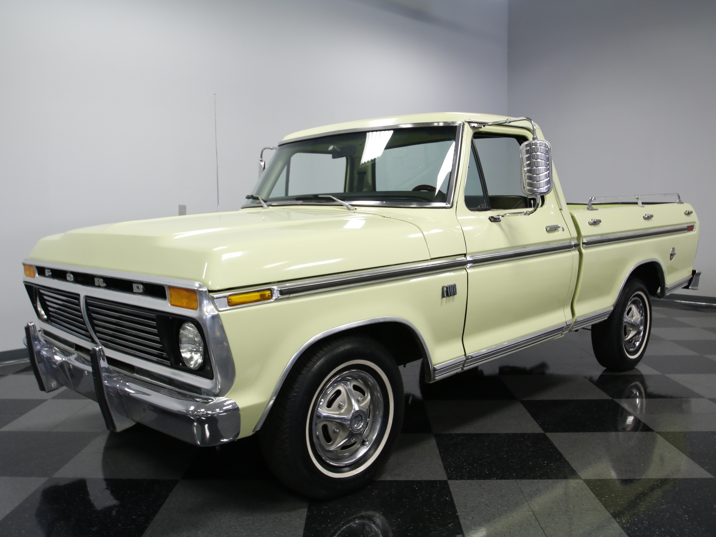 1976 Ford F-100 | Streetside Classics - Classic & Exotic Car ...