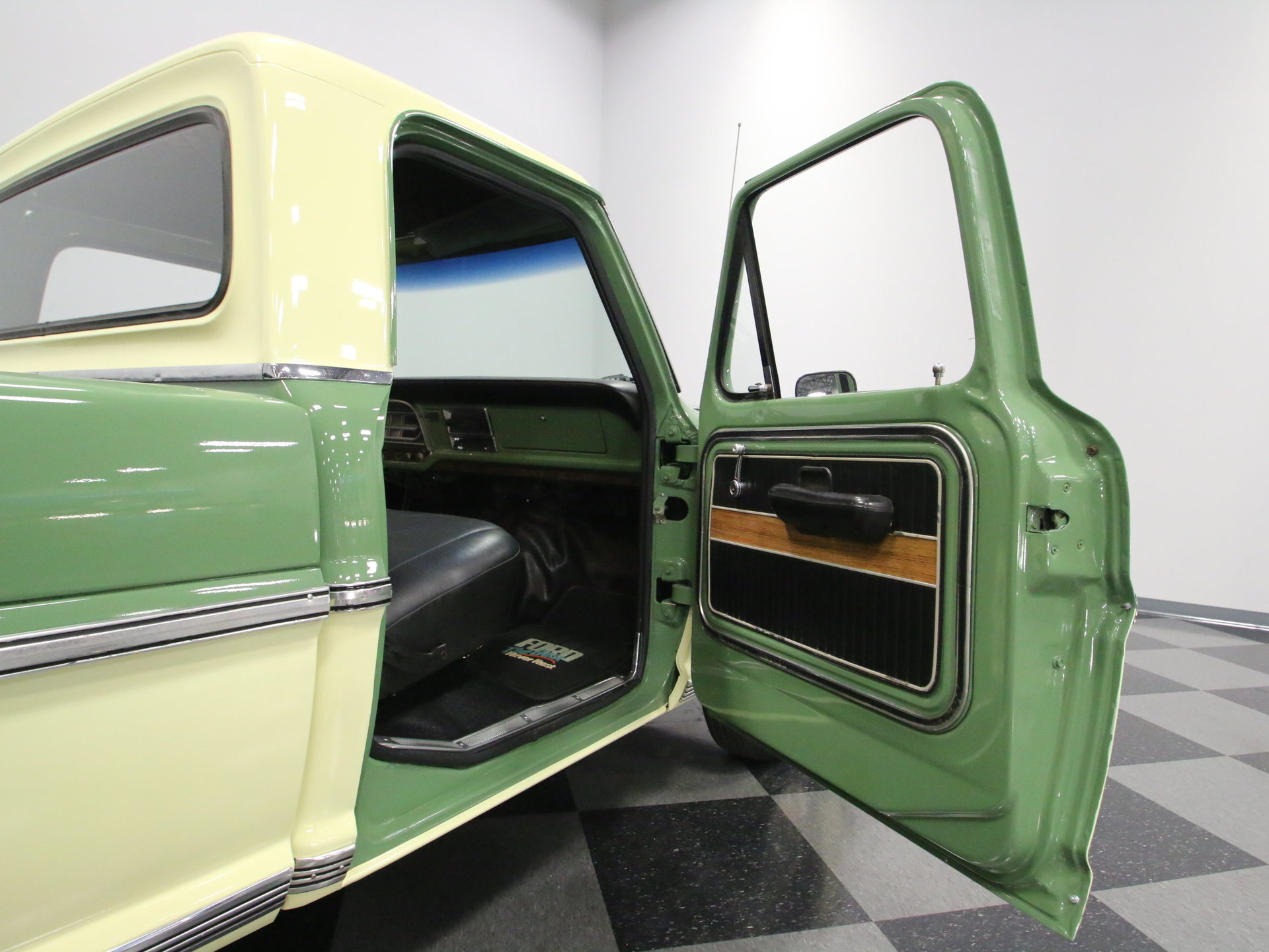1970 Ford F-100 | Streetside Classics - The Nation's Trusted Classic ...