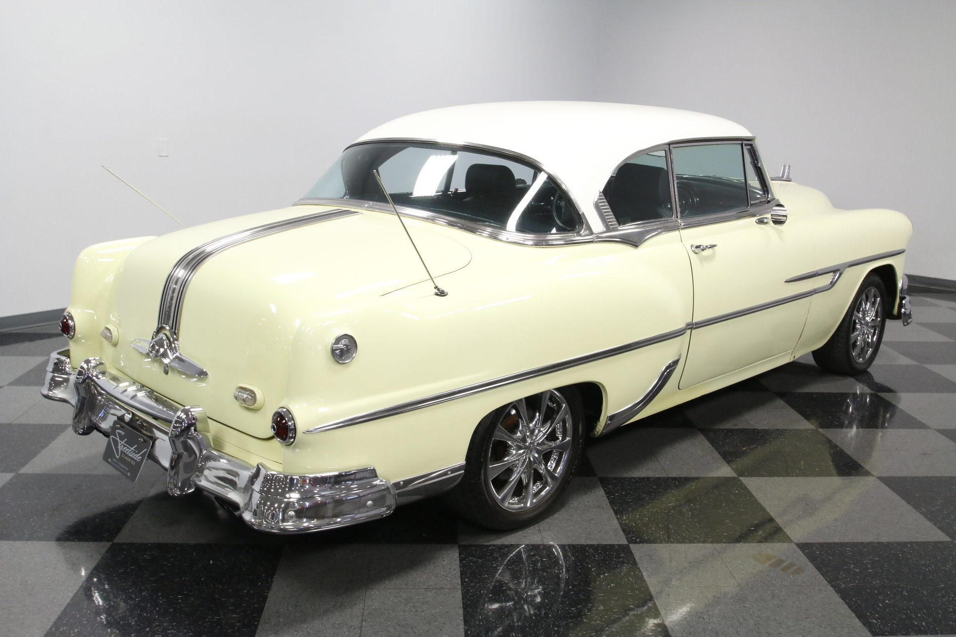 1953 Pontiac Chieftain | Streetside Classics - The Nation's Trusted ...
