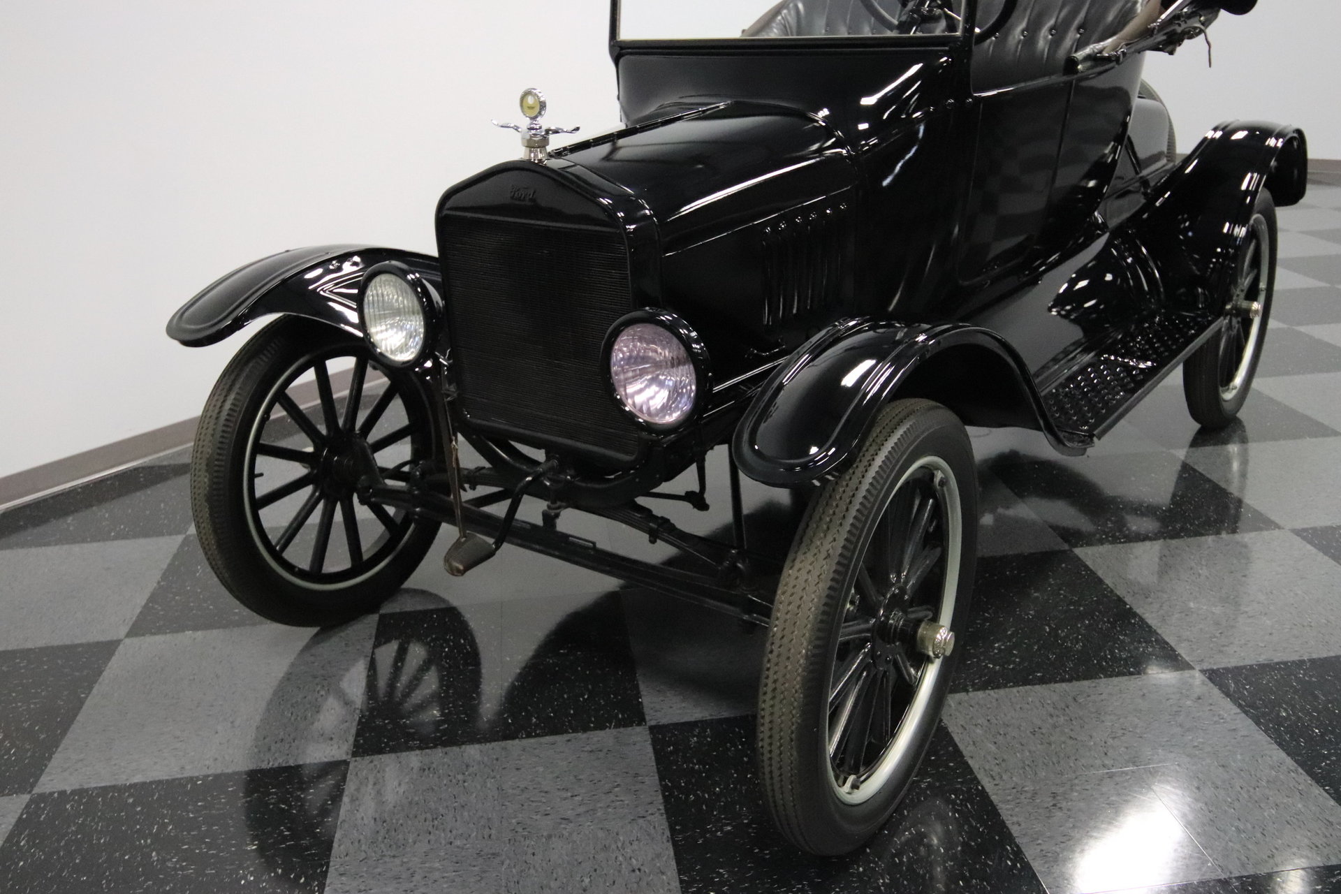 1923 Ford Model T | Streetside Classics - The Nation's Trusted Classic ...