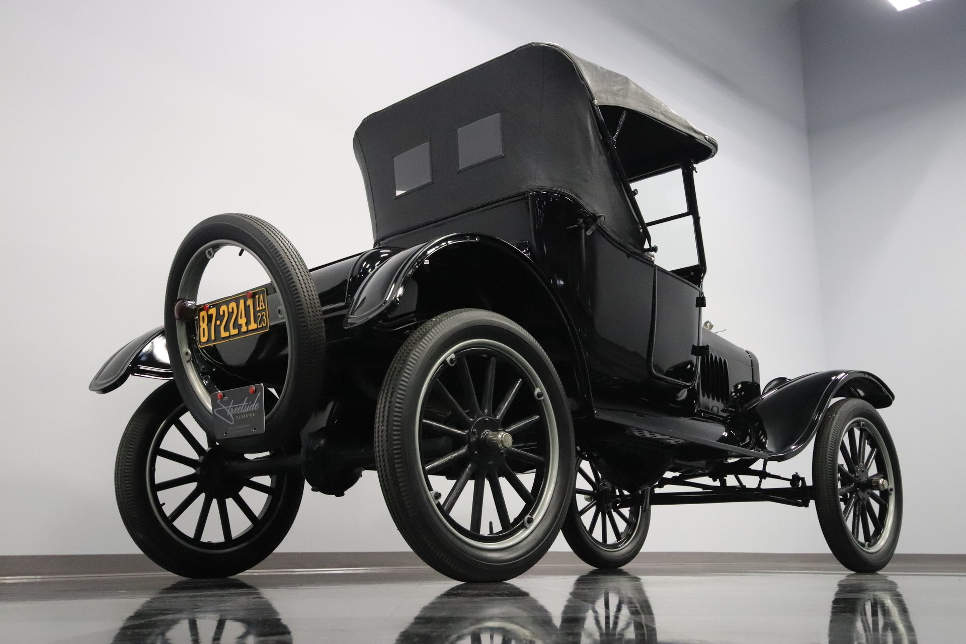1923 Ford Model T | Streetside Classics - The Nation's Trusted Classic ...