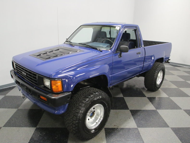 1986 Toyota Pickup | Streetside Classics - The Nation's Trusted Classic Car Consignment Dealer