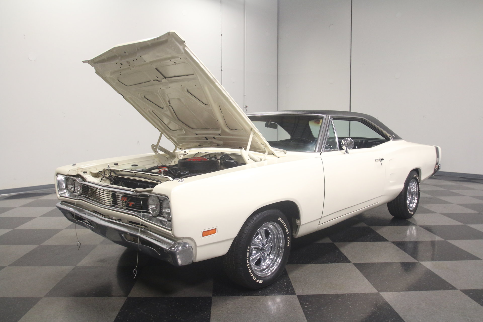 1969 Dodge Coronet | Streetside Classics - The Nation's Trusted Classic ...