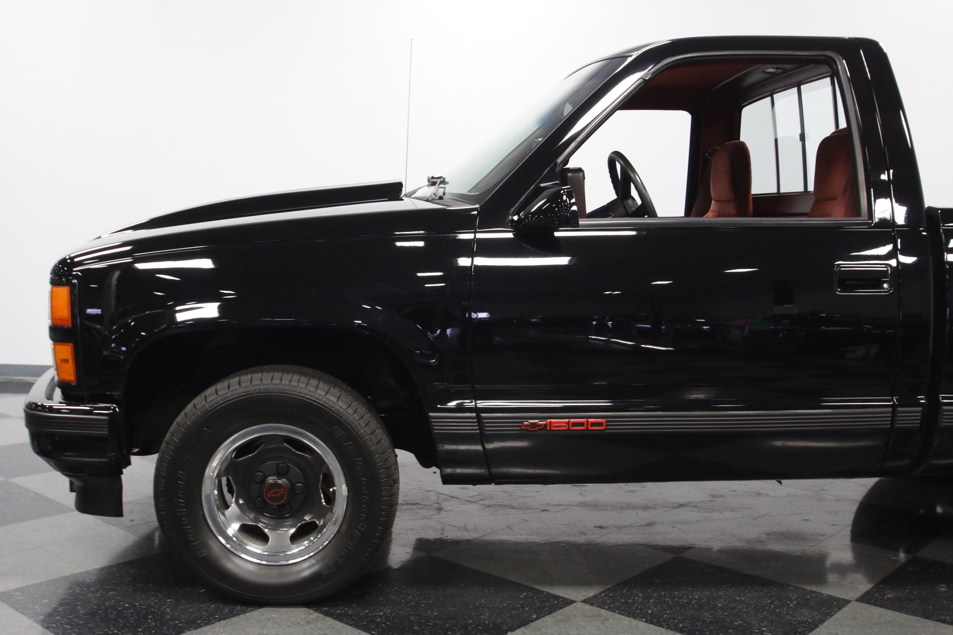 1990 Chevrolet C1500 | Streetside Classics - The Nation's Trusted ...
