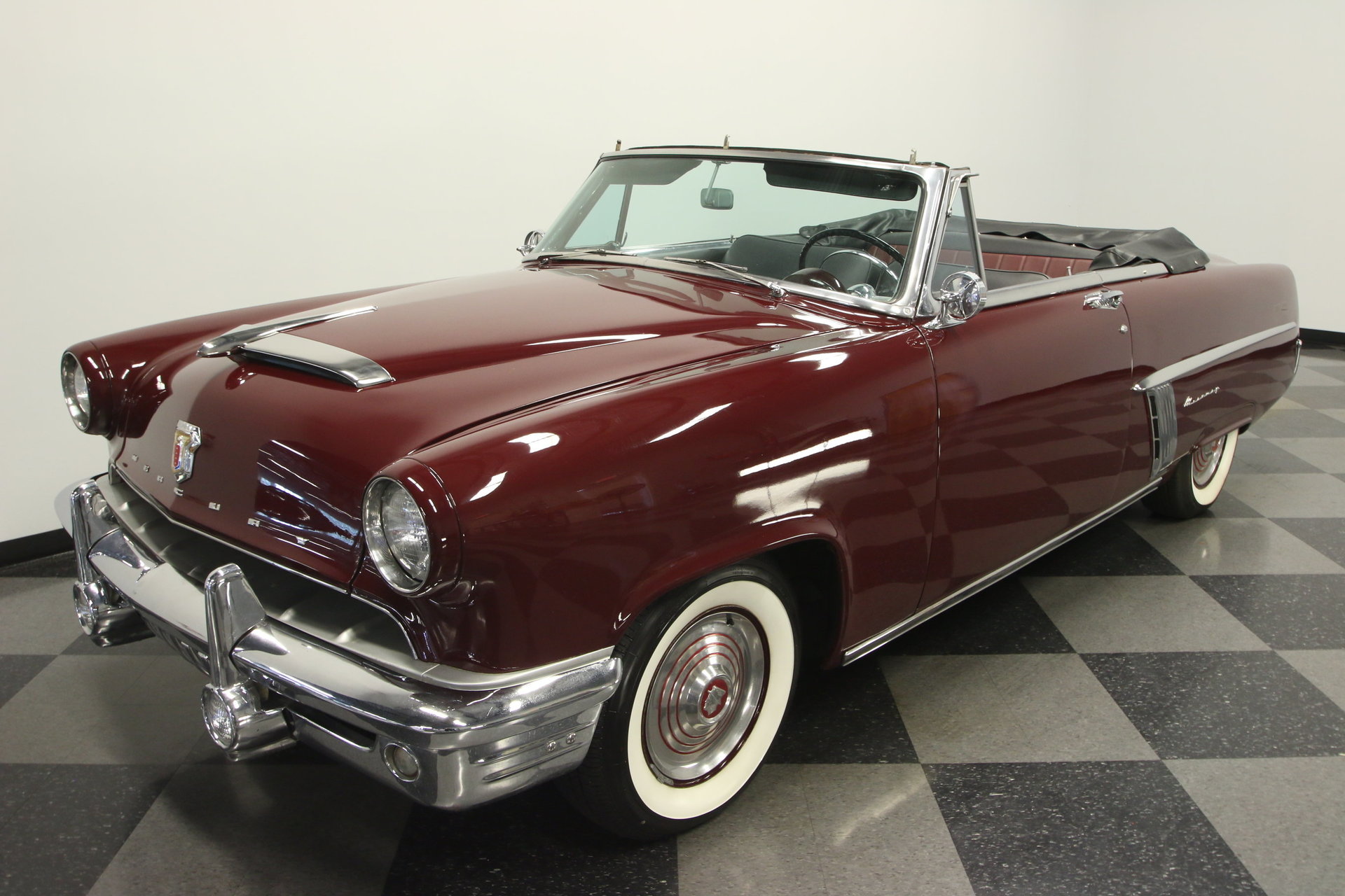 1952 Mercury Monterey | Streetside Classics - The Nation's Trusted ...